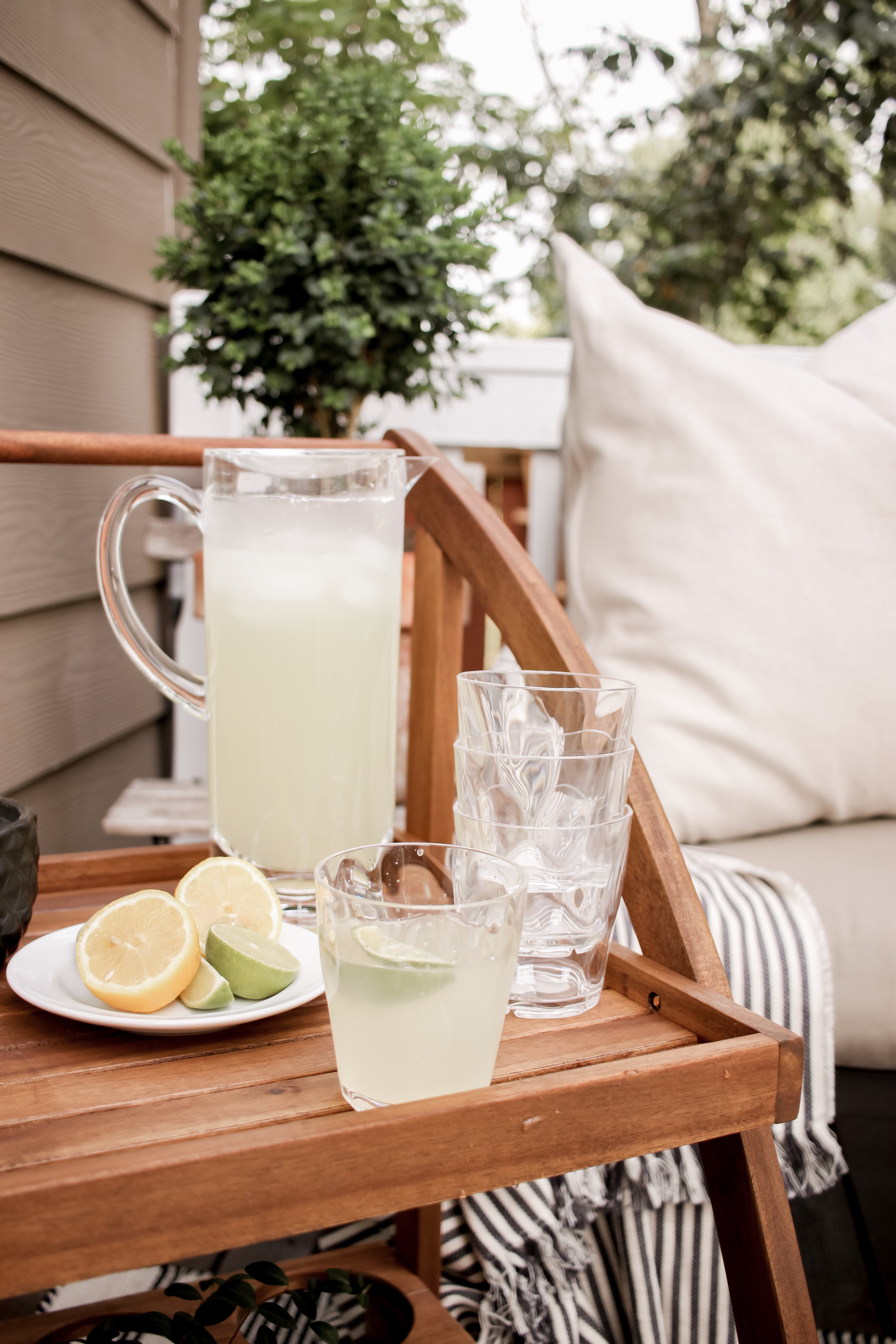 How to Host a Fun Backyard BBQ in 5 Easy Steps with Bed Bath and Beyond ...
