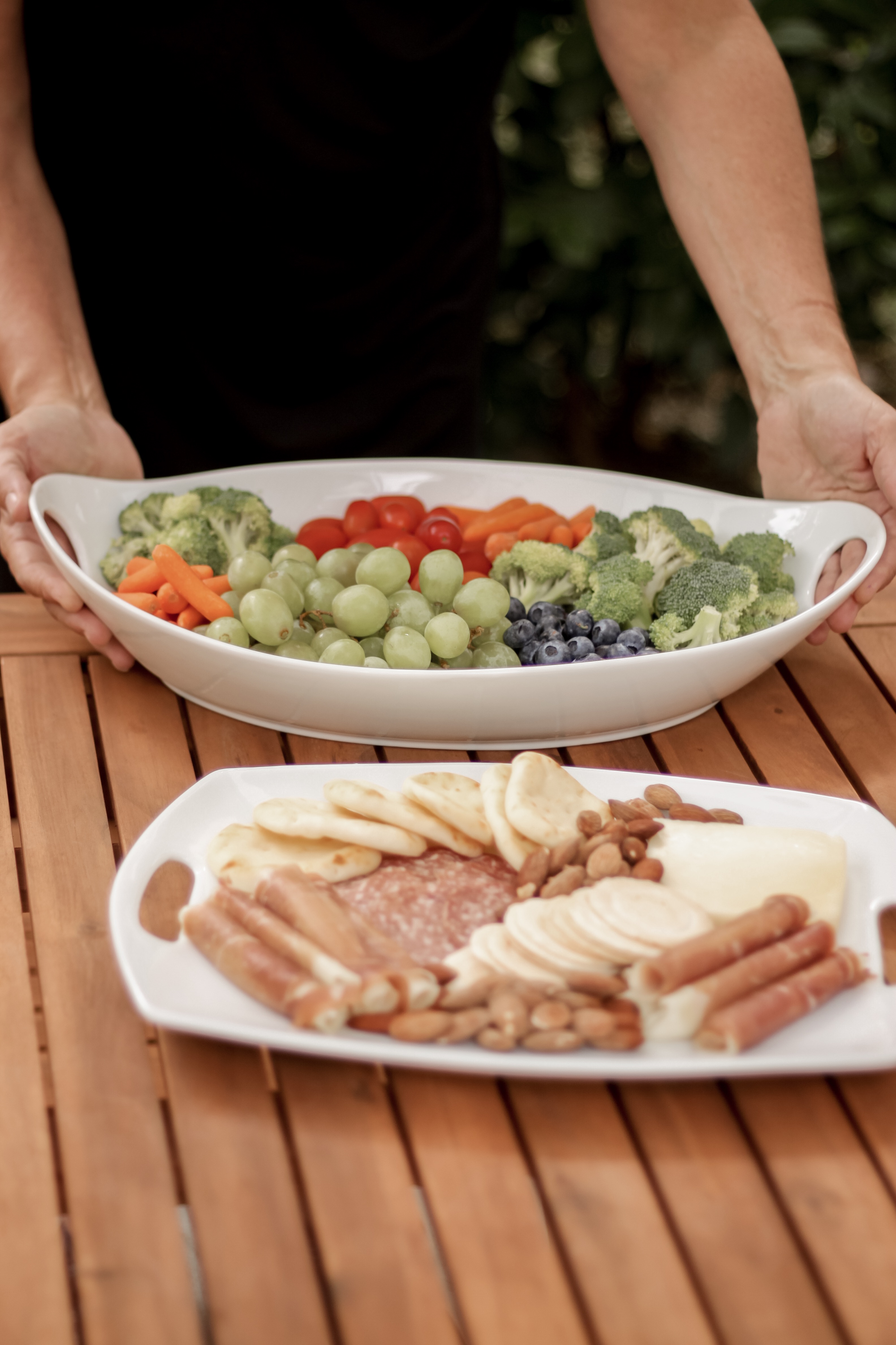 How to Host a Fun Backyard BBQ in 5 Easy Steps with Bed Bath and Beyond ...