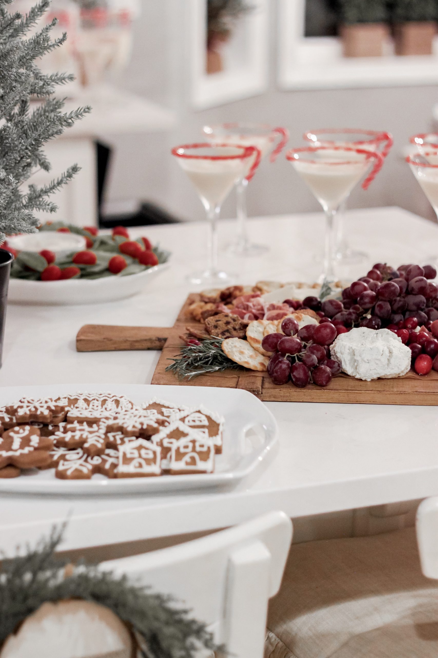 How to Host an Epic Christmas Holiday Party - Rain and Pine